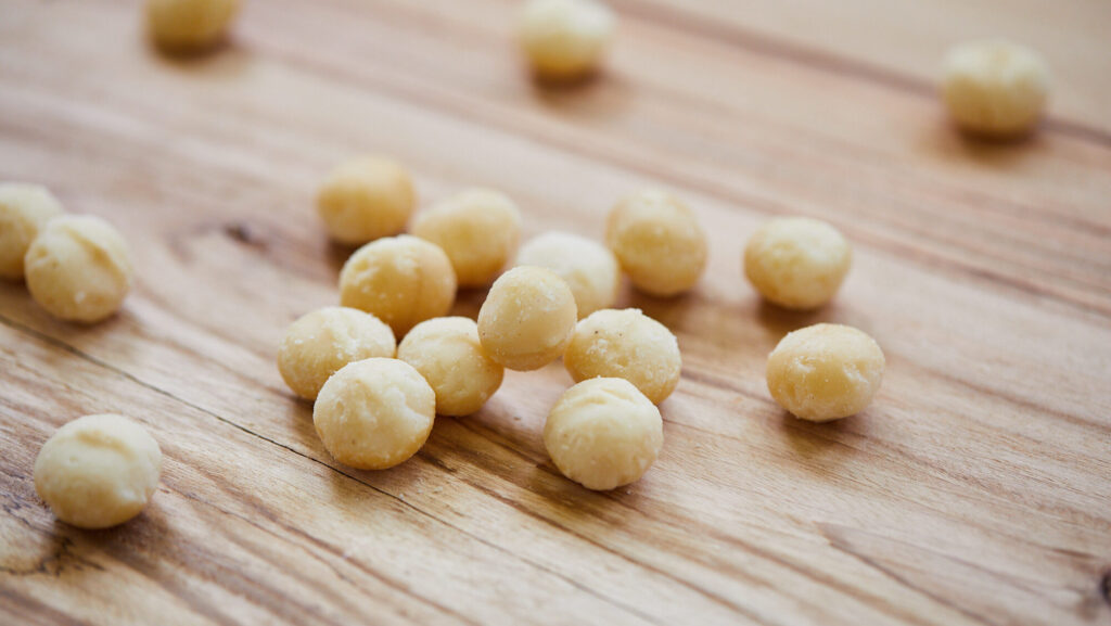 Troubleshooting problems with your backyard macadamia tree - Australian ...