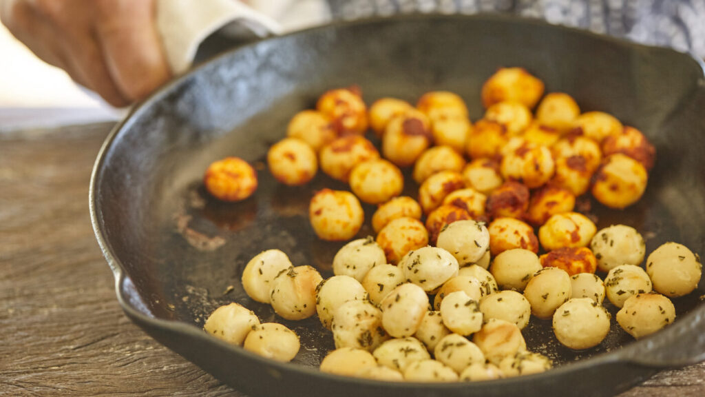 How to roast macadamias perfectly every time - Australian Macadamias